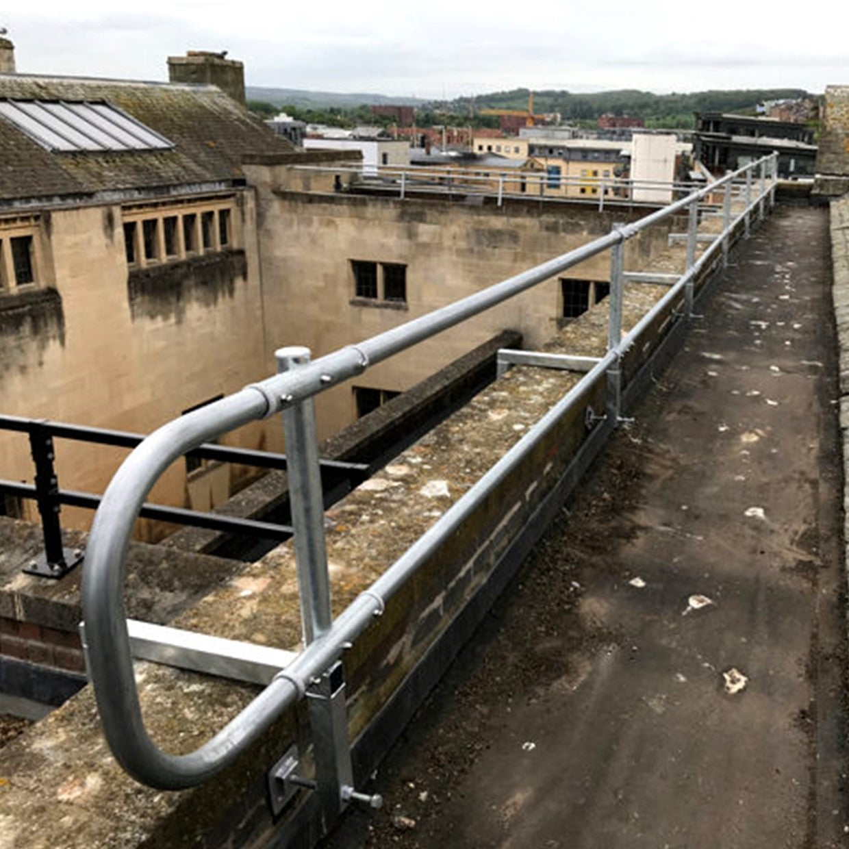 Parapet Guardrail System
