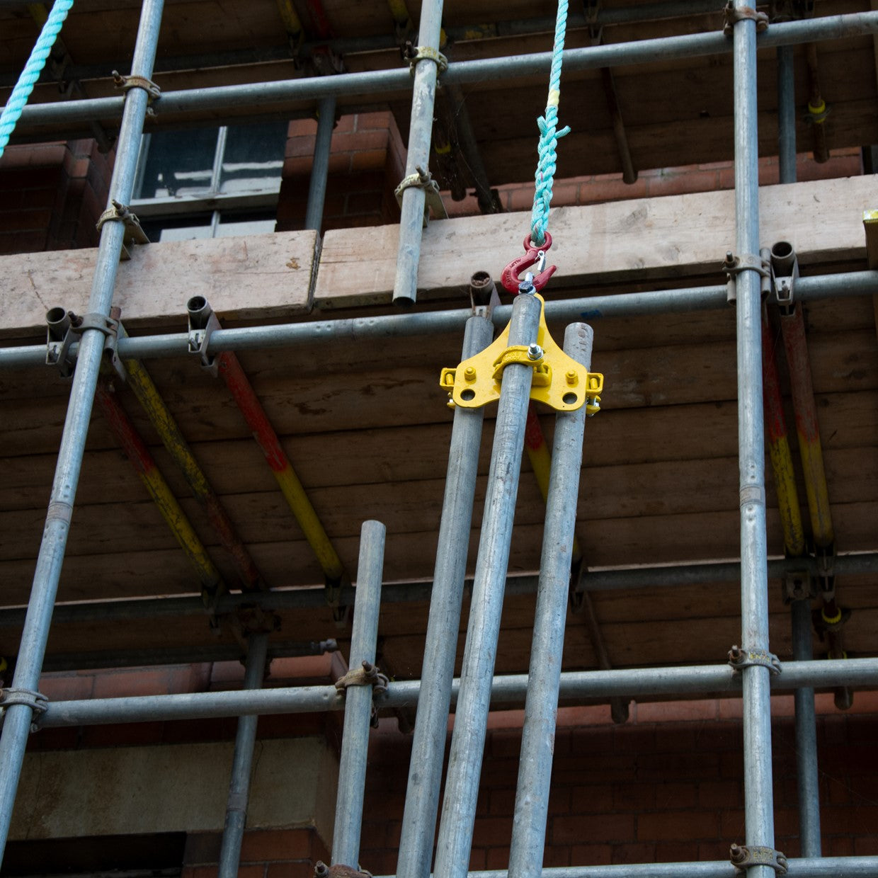 BIGBEN® Triple TubeLift™ for Scaffolding Poles