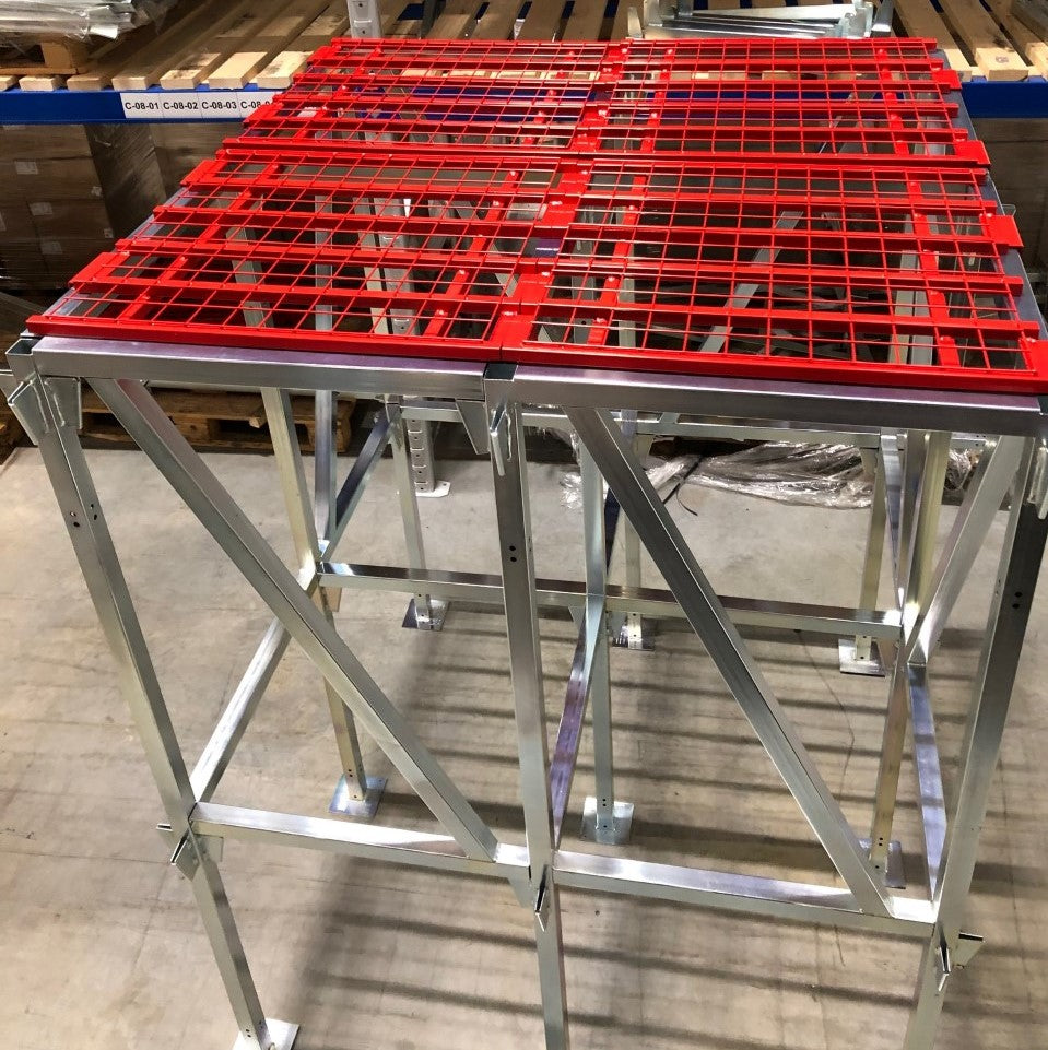 Loading Bay - SWL 1.8 Tonnes