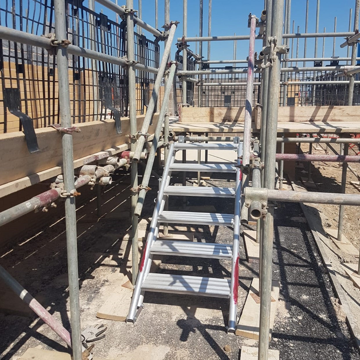 Universal Adjustable Scaffold Stair