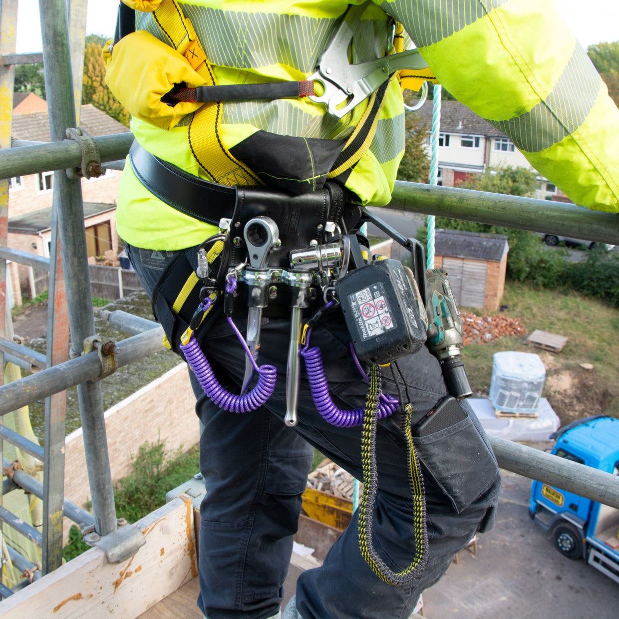 BIGBEN® Deluxe Tool Belt Kit with Tethered Tools & Makita Impact Wrenc