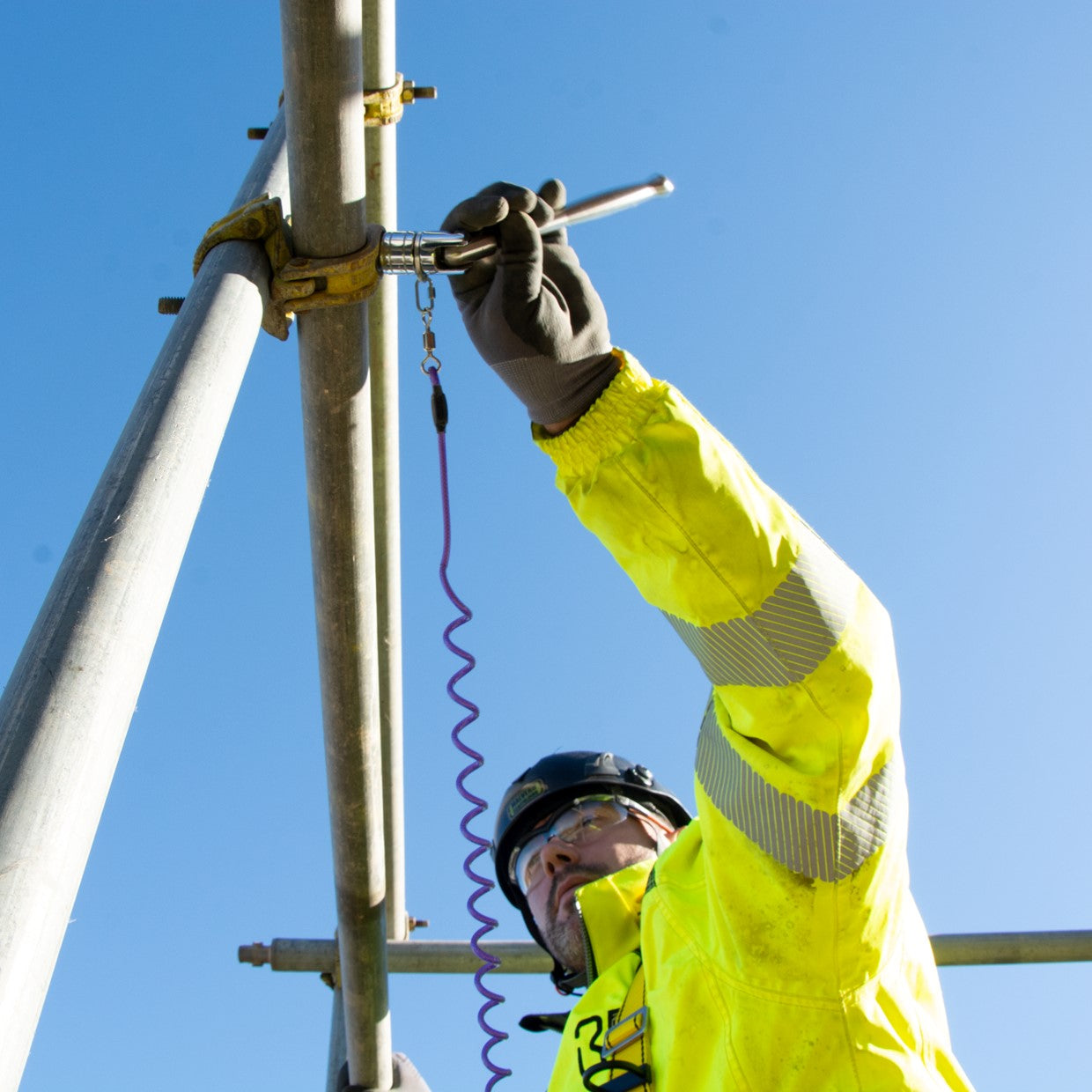 BIGBEN® Tool Tether for Working at Height (2m) comes with Swivel ...