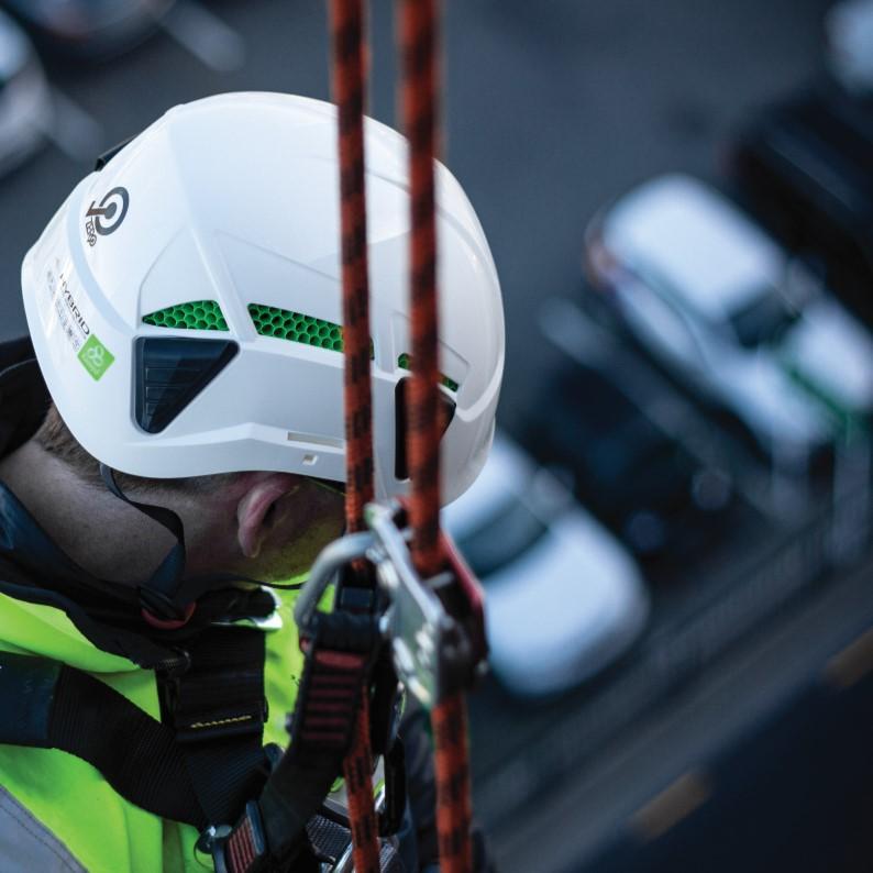 Pinnacle Zertec Height Safety Helmet with Koroyd Protection - Vented